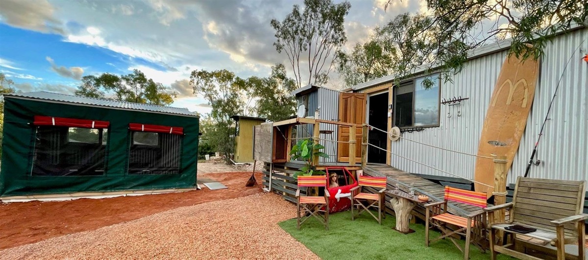 The Ridge Oasis Lightning Ridge Lightning Ridge Region